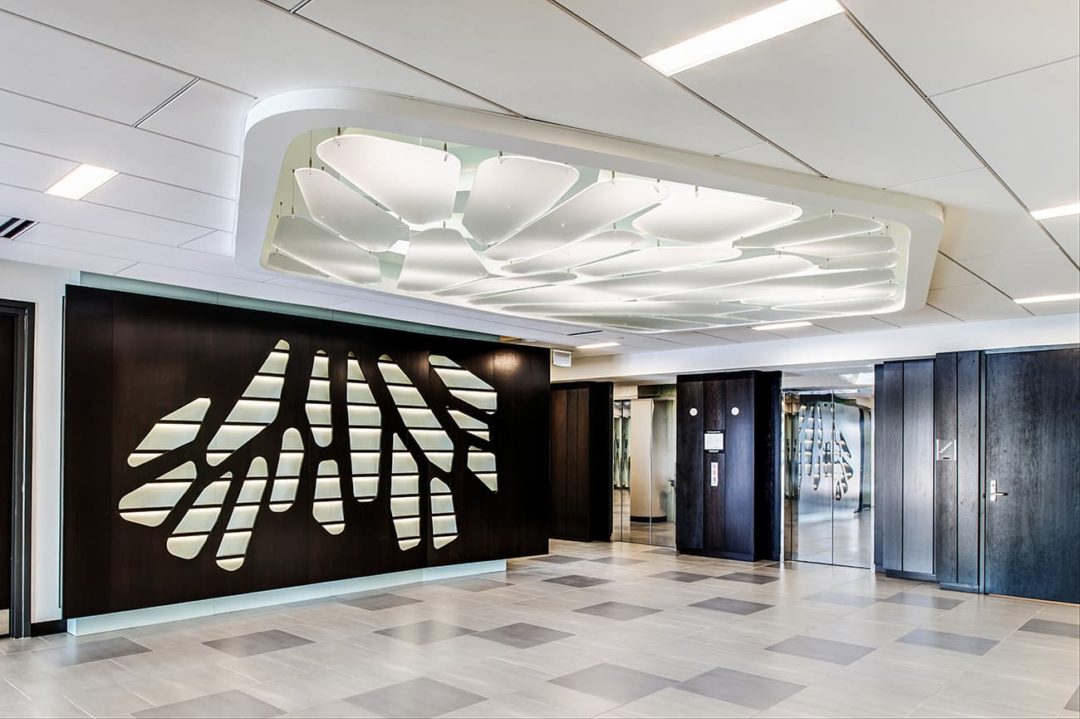 Unos Life Lobby - Custom woodworking design, build and installation ...